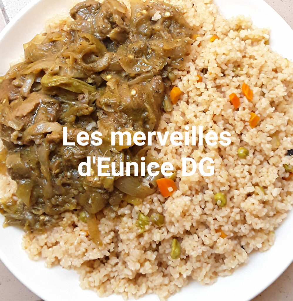 Viande de bœuf façon yassa accompagné de riz - Cuisine de Chez Nous