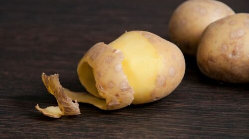 Peler facilement des pommes de terre - Cuisine de Chez Nous