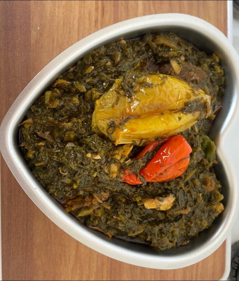 Sauce Feuilles de Patate Douce & Délices de la Mer ! - Cuisine de Chez Nous